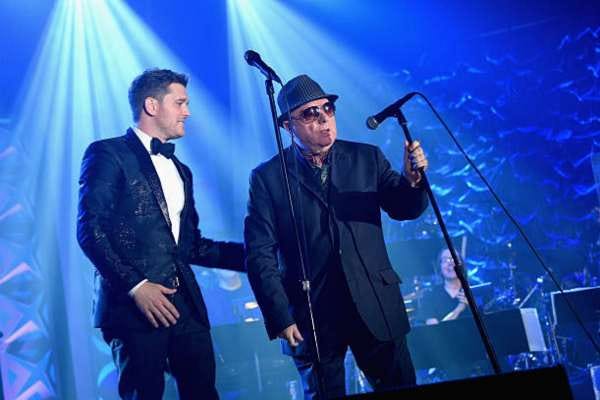 Taylor Swift’s ‘Shake It Off’ Lyrics: Empowerment in Song | by The ...