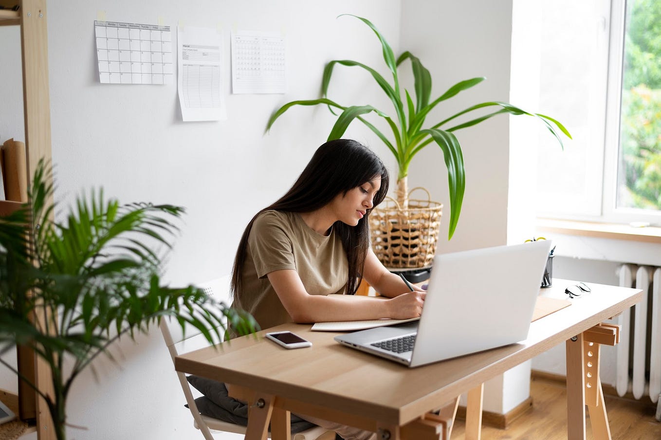 Why an L-Desk Is the Perfect Desk for Small Home Offices (And How to ...