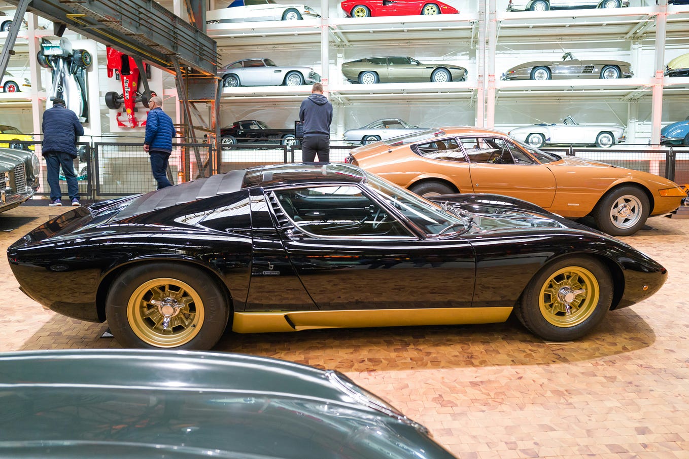 8 Outstanding Luxury Car Ads That Set the Standard | by Romeo Partners ...