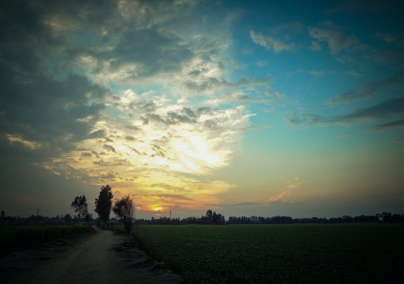 10 Essential Tools for DIY Enthusiasts | by Hamilton Mia | Feb, 2024 | Medium