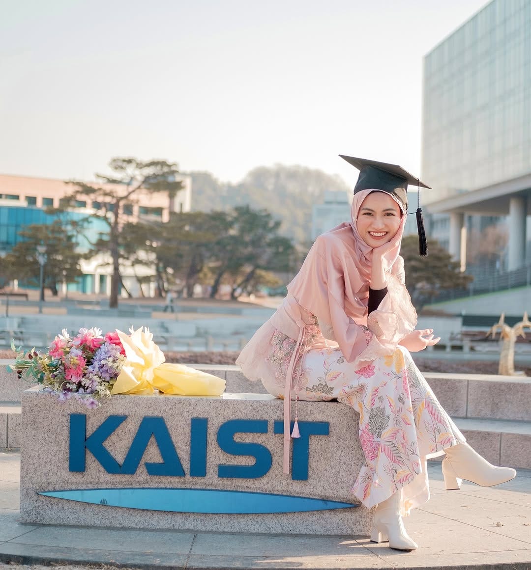 How “Laut Bercerita” Has Become Indonesia’s Most Viral Novel on Social Media | by Kirana Eriana ...