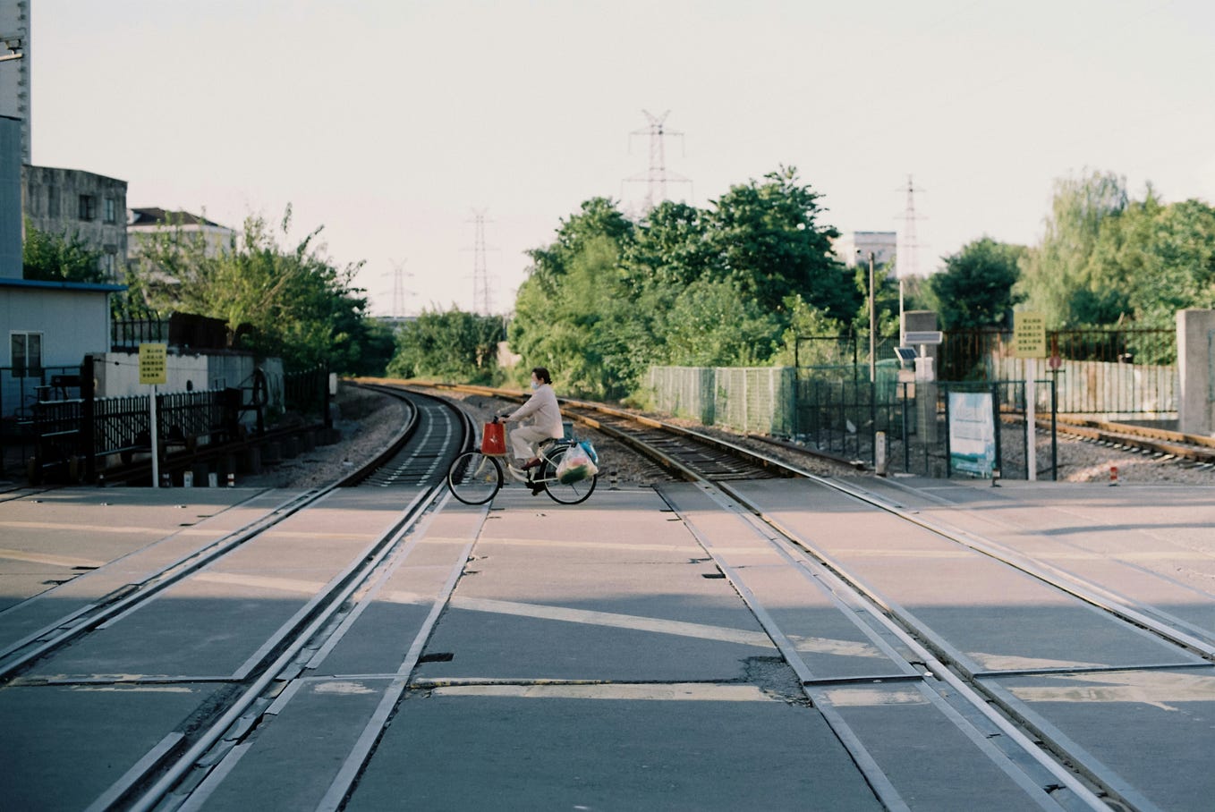The Profound Realization of Sonder: Exploring the Depths of Human ...