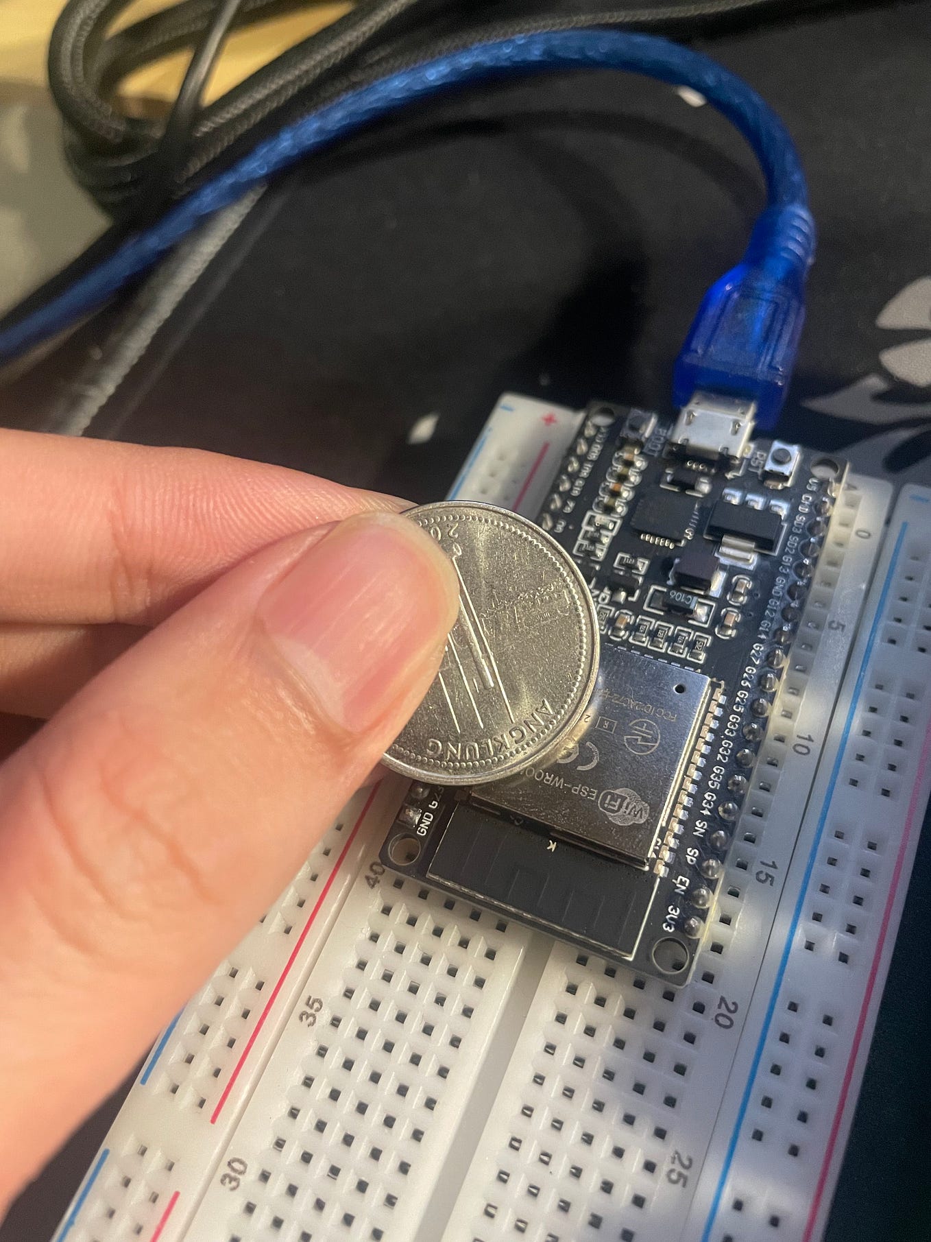 ESP32 Project #5 — External Sensor | by Rizqi Andhika | Mar, 2024 | Medium