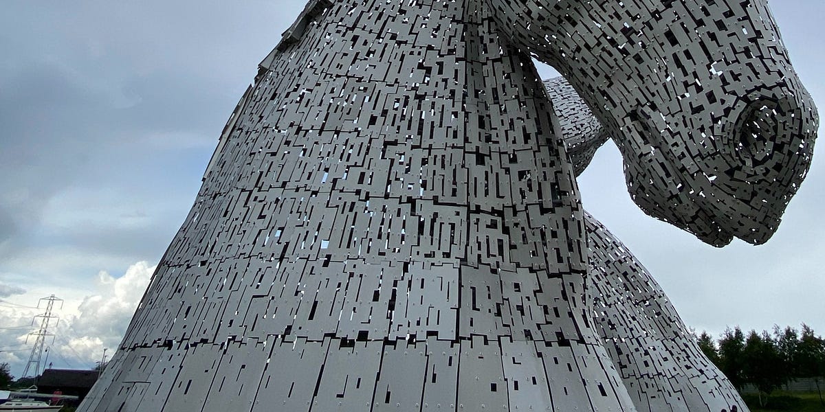 How to use flatMap to map and flatten an array in one function. Use flatMap to remove items too ...