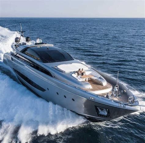 Top 10 Most Luxurious Yachts in the World | by Zaynfranco | Sep, 2024 ...