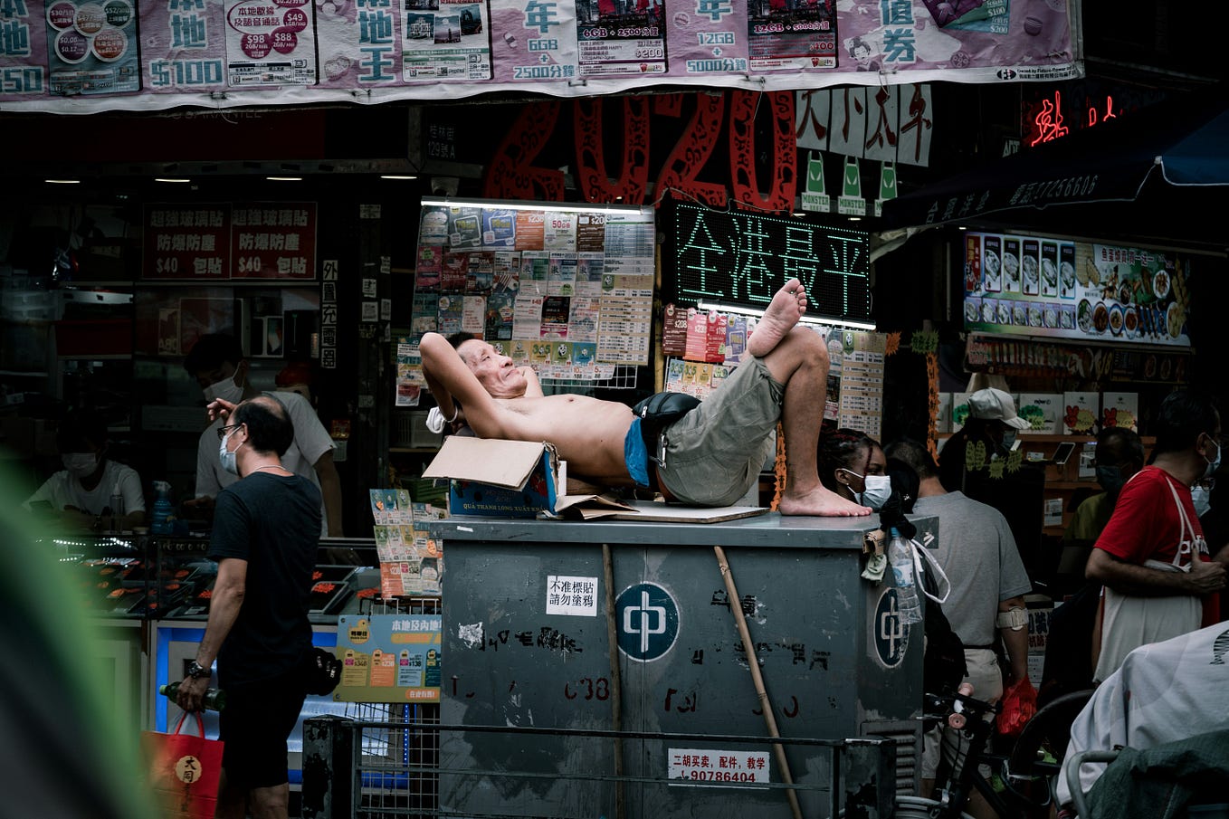 Weekly Writing Prompts — Sept W31 | by Syd Lowe | Sep, 2024 | Medium