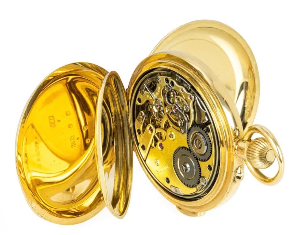 A CLOSER LOOK AT ANTIQUE POCKET WATCHES - Watch Museum - Medium