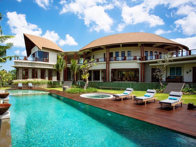 Review Bali Mega Hotel Dekat Pantai Kuta di Bali Indonesia | by ...