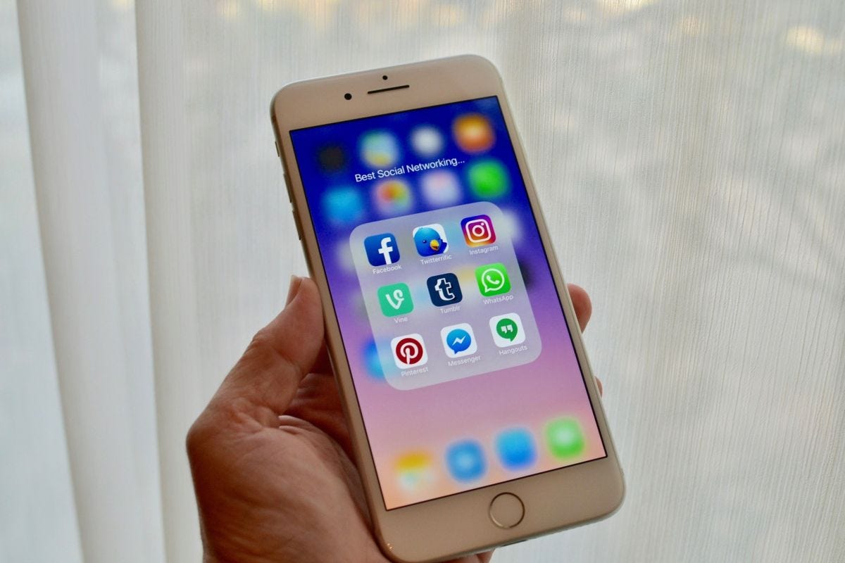 Environmental Impact of the iPhone: Sustainability and E-waste ...