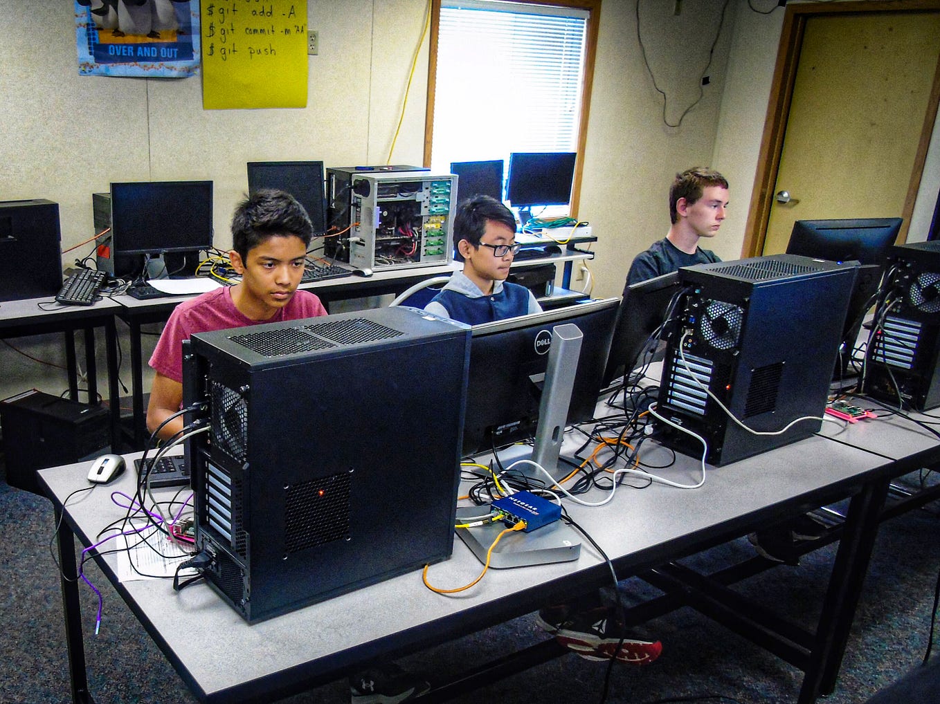 Classroom Snapshot: Mariner HS students gain connection, career ...
