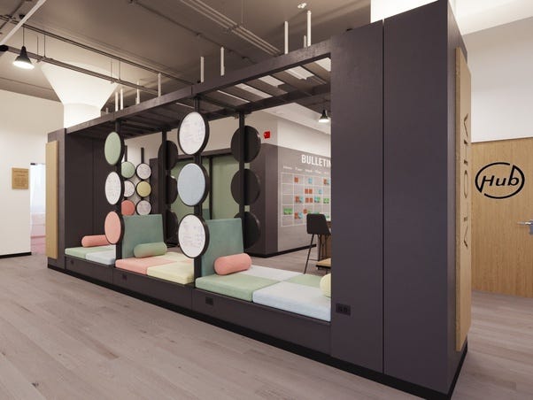 What are the benefits of custom made office furniture from Flipspaces ...