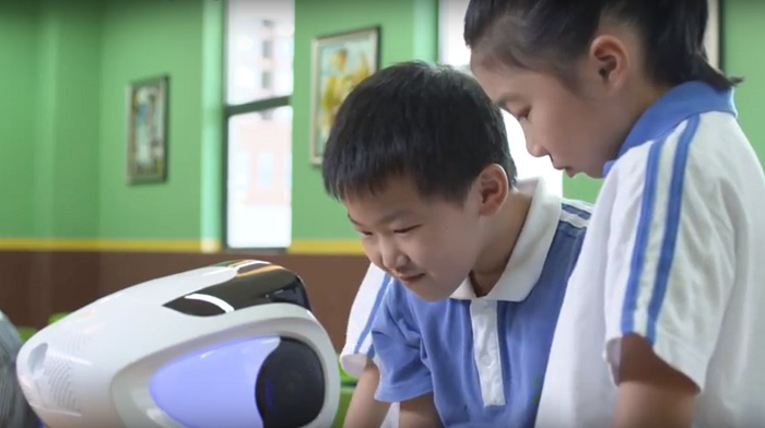 Sanbot Max’s robotic solution for hospitality (especially for ...