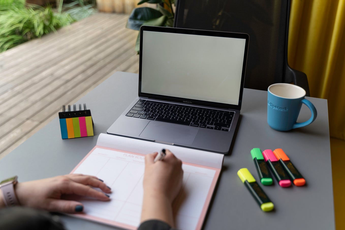 Plotting Network Graphs using Python | by Wei-Meng Lee | Towards Data ... Plotting Network Graphs using Python | by Wei-Meng Lee | Towards Data ...