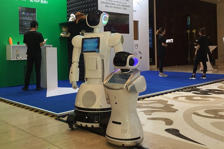 Sanbot Max’s robotic solution for hospitality (especially for ...