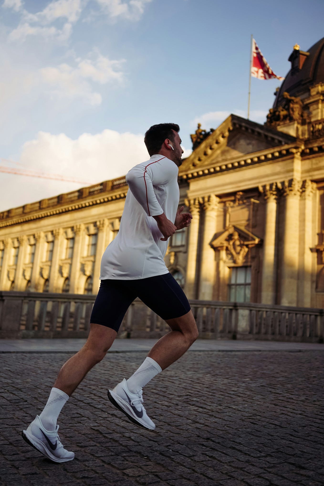 Why Squatting Super Light Might Be Key to Epic Leg Strength | by Aleks ...
