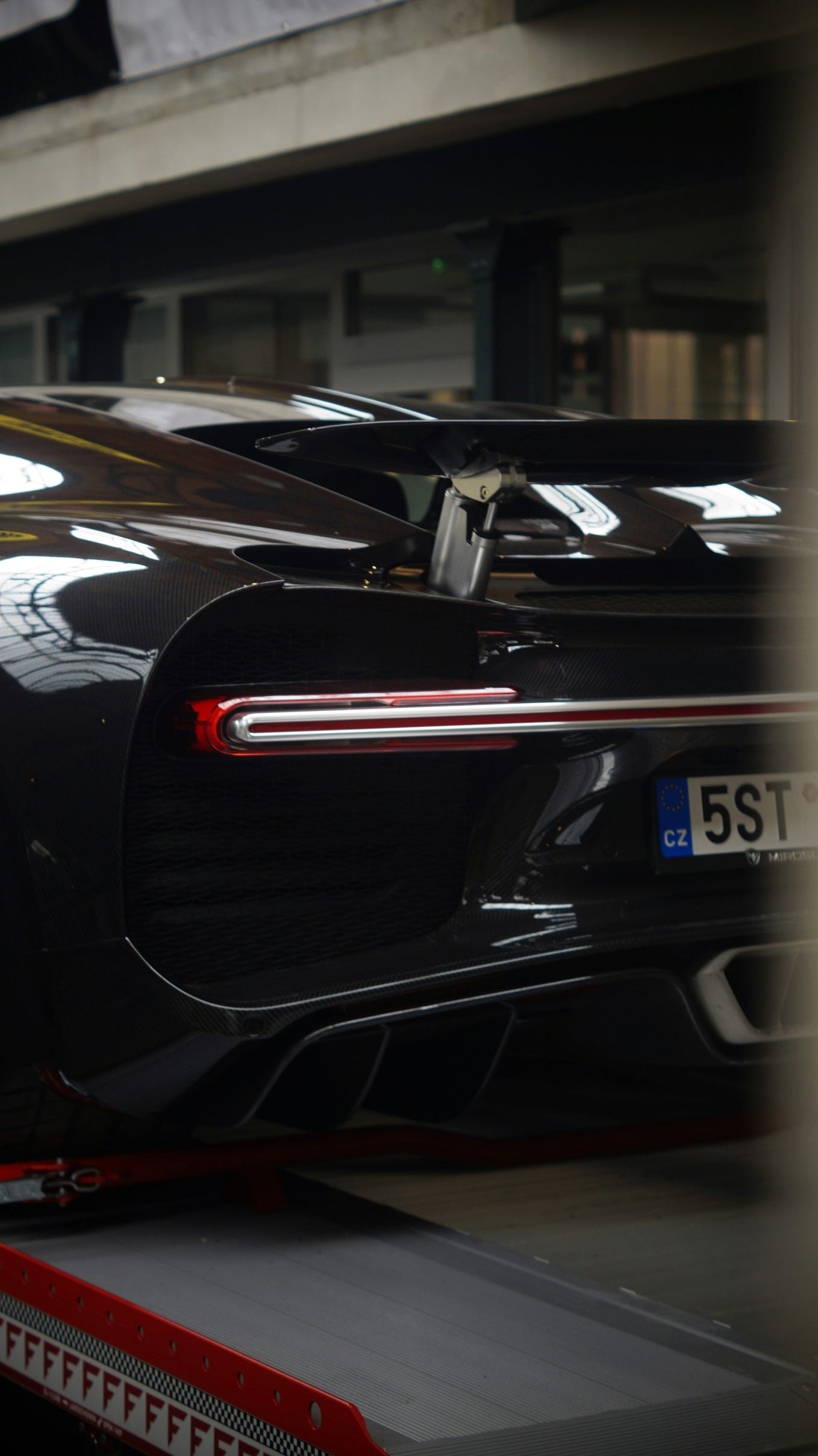 MotoNews: V8 Farewells, Electric Trouble ⚡, and a Legend Reborn 🐼 | by Rafal Koscinski | Nuestro ...