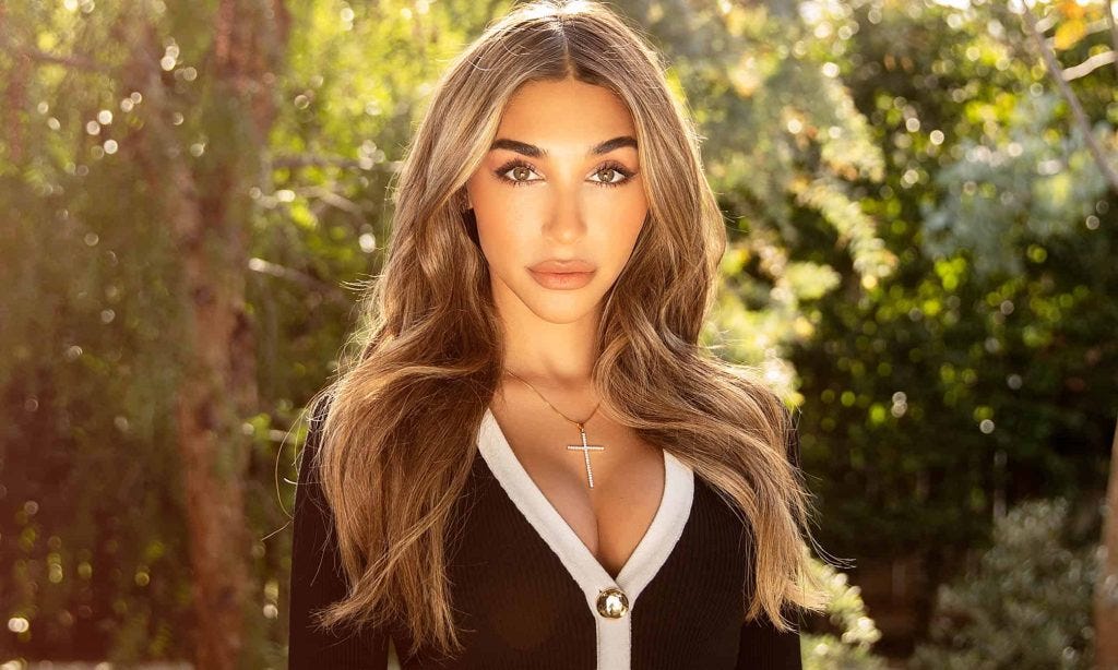 Chantel Jeffries’s Hot Beach Photoshoot in Miami | by shoaib jutt | Medium