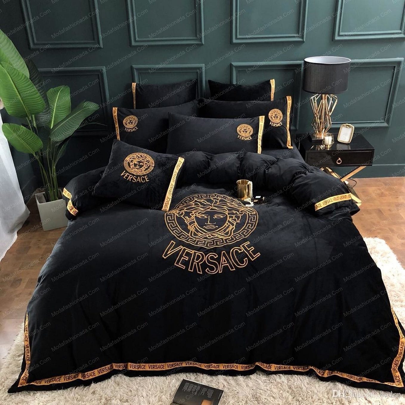 Fantastic Versace Logo Luxury Fashion Brand Bedding Sets Home Decor ...