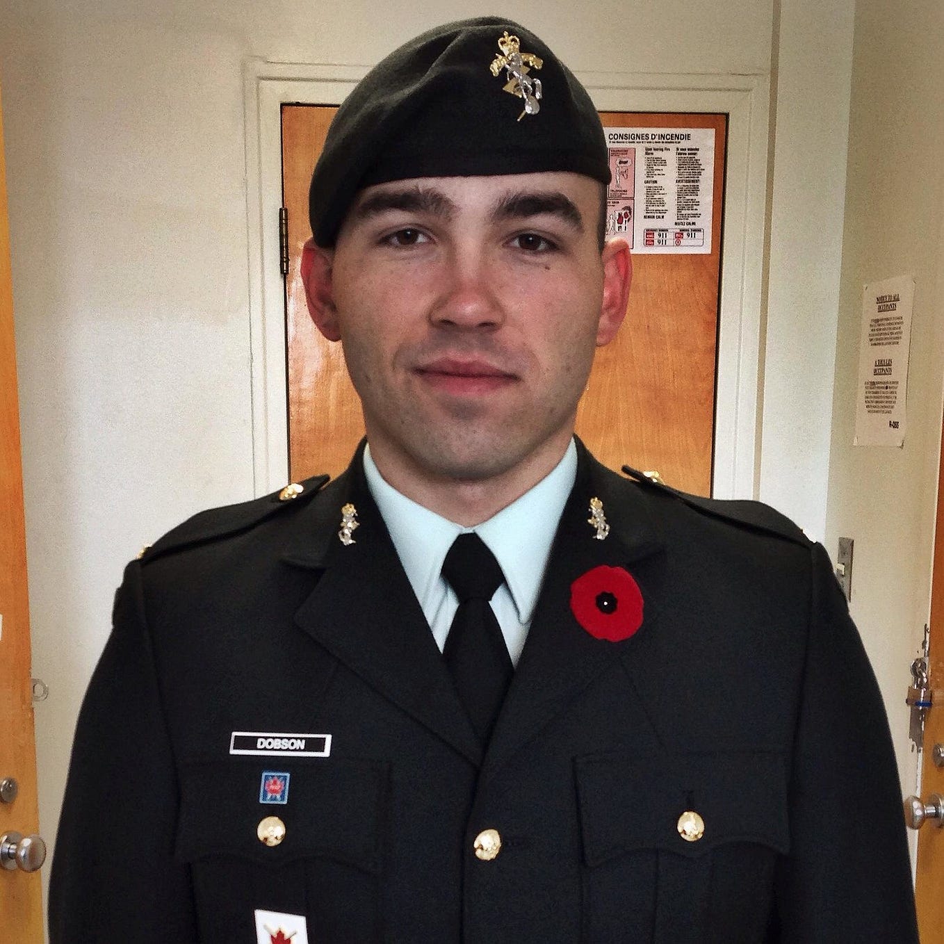 How To Implement A Simple Circular Buffer In C | by Charles Dobson | Medium