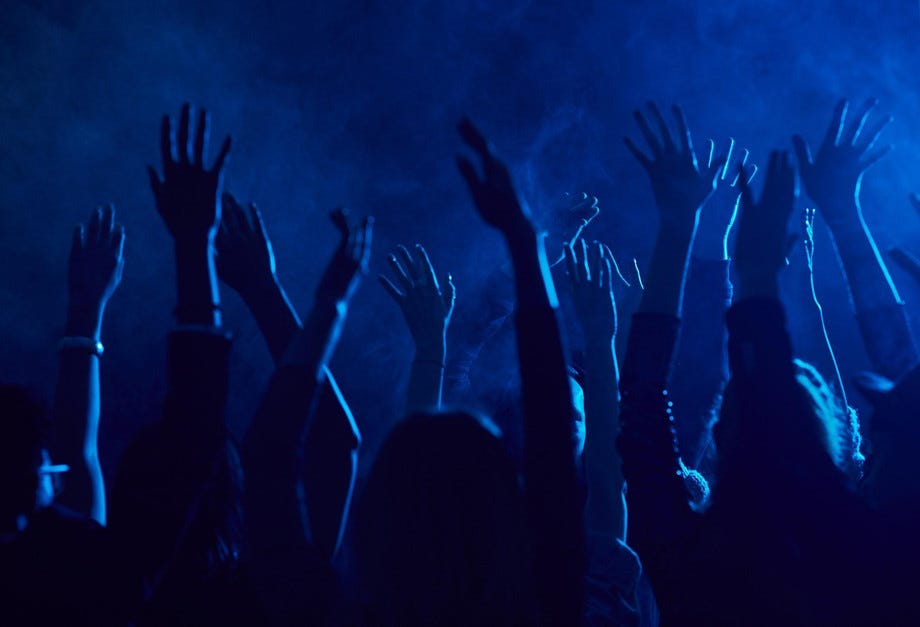 The World of Indian Dance Bars: An Insight into the Culture and ...