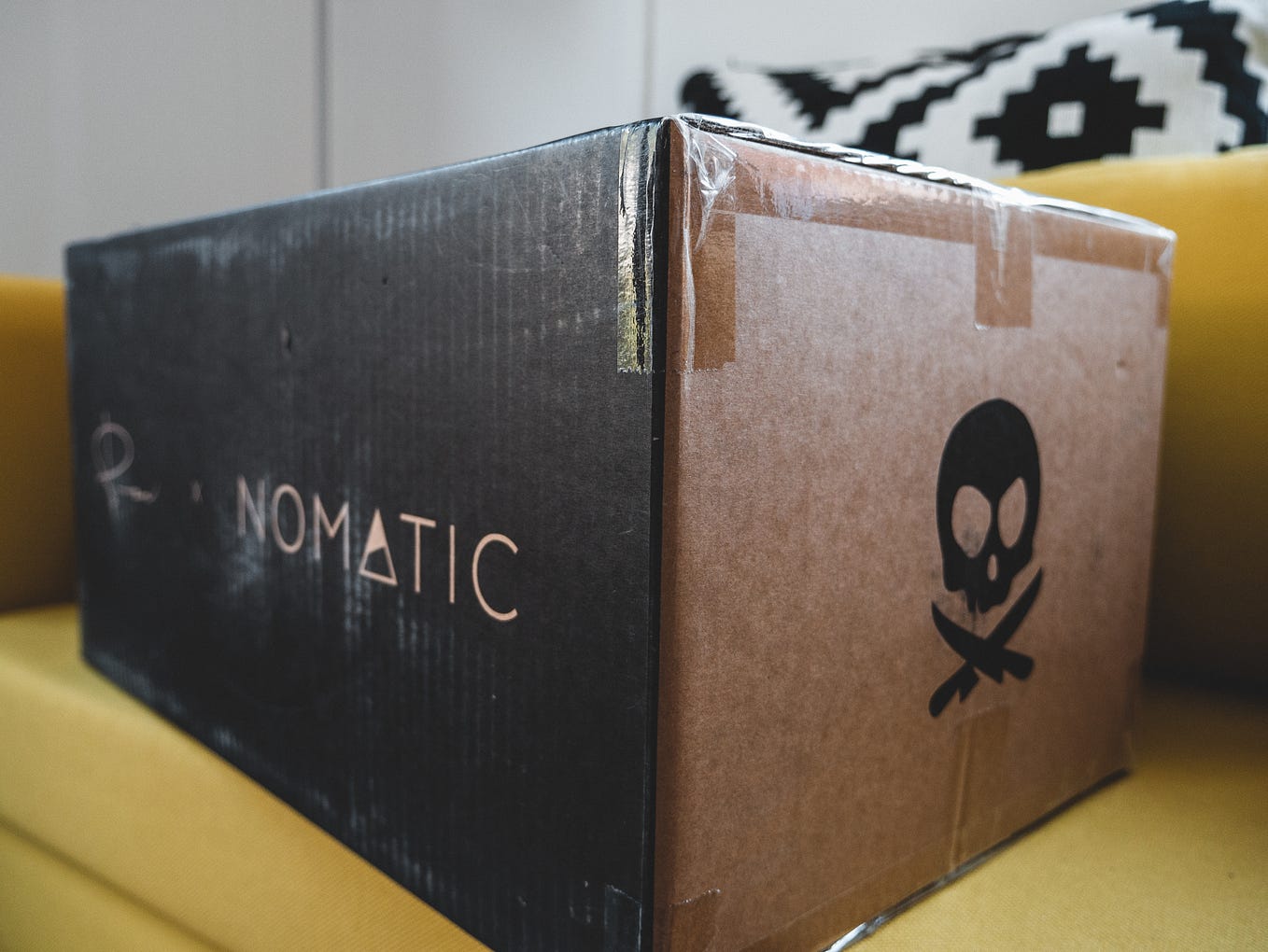 Sliding Window Algorithm Approach(Go example) | by Sean Dever | Medium