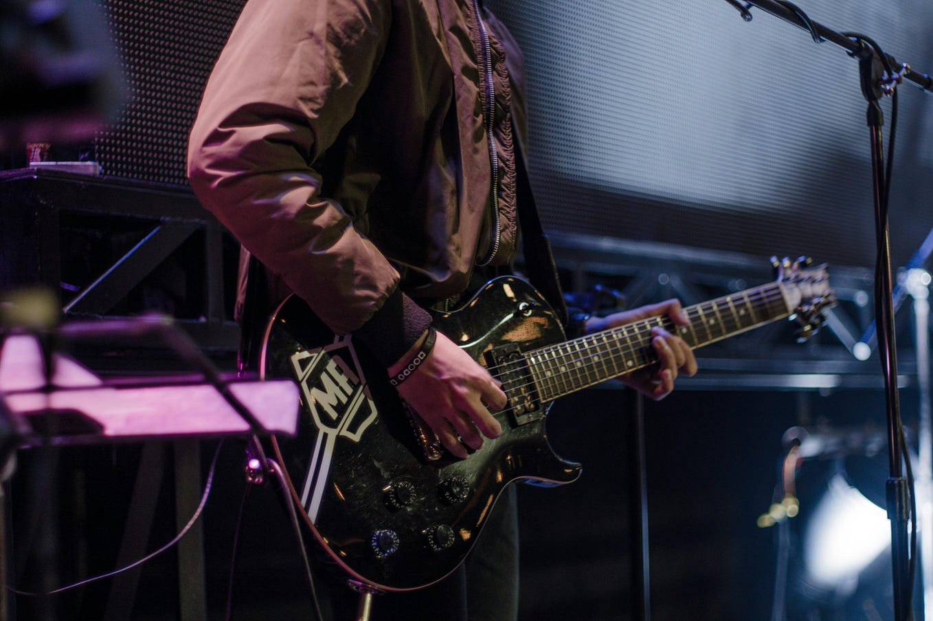 Are Deftones Nu Metal?. Why I cannot understand this discussion | by Sven Welt | The Soundboard ...