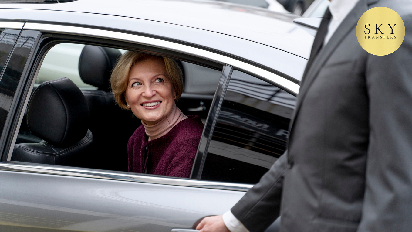 Sky Transfers: Your Gateway To Luxury With Gold Coast Chauffeur Hire ...