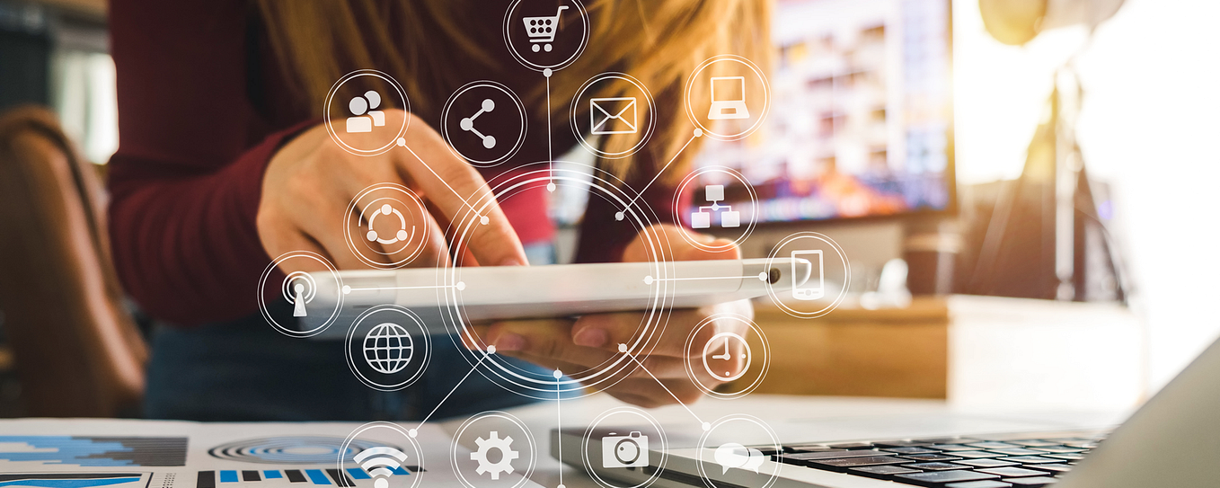 ¿Qué es un Digital Advisor?. Con la llegada de la Transformación… | by ...