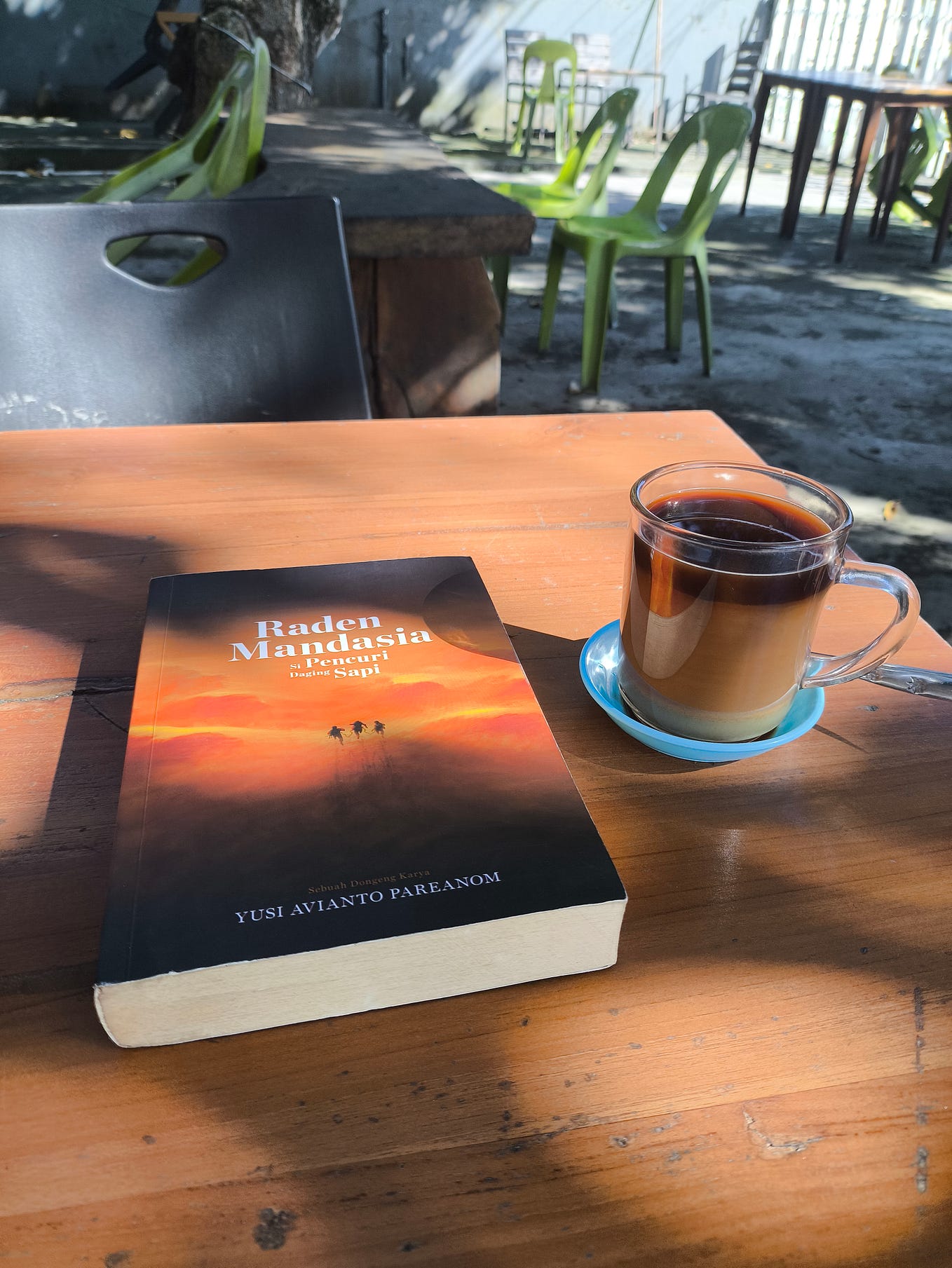 Kembali Merenungi Kerasnya Hidup yang Sering Bercanda | by Sirajuddin ...