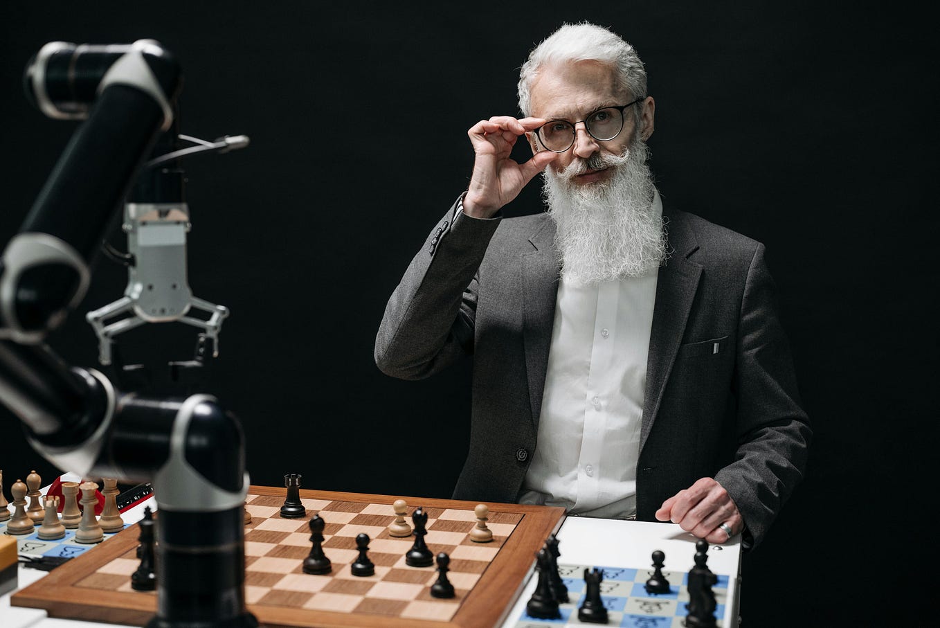 Decoded: Understanding the Algorithmic Mind and Its Impact on Our Thinking | by Cognitive geek ...