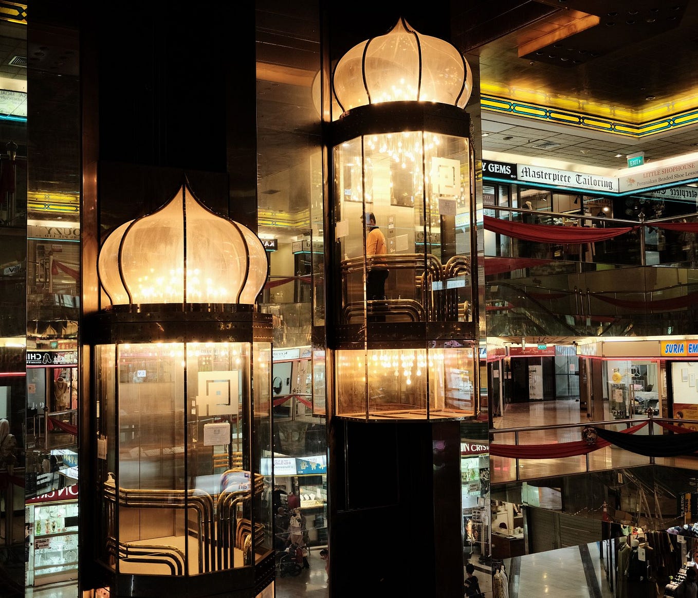 The Elegance of Circularity: Navigating Vertically with Round Elevators ...