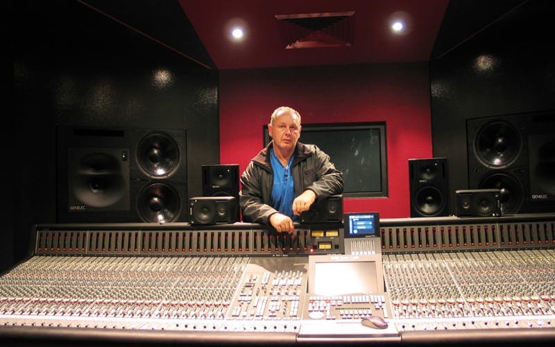 ROGER DAVIES: Superstar manager, interviewed | by Julius Grafton | Medium