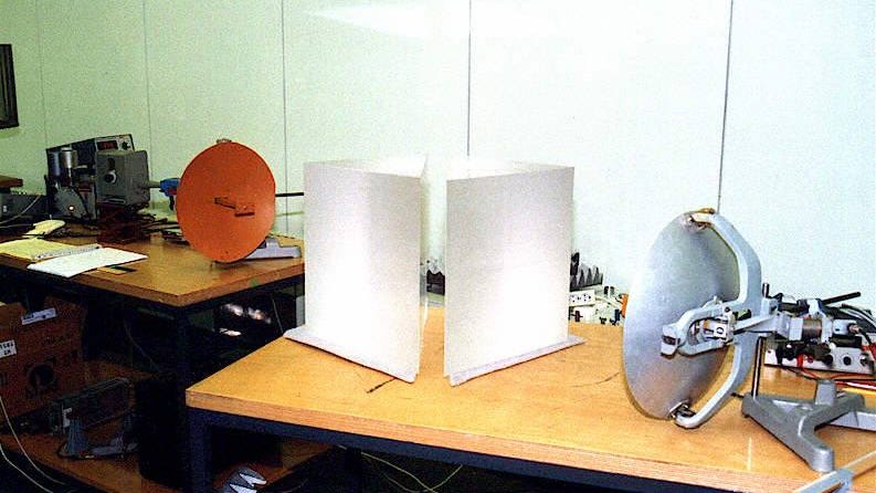 1. Superluminal: The Discovery Of Faster-Than-Light Brainwaves | by ...