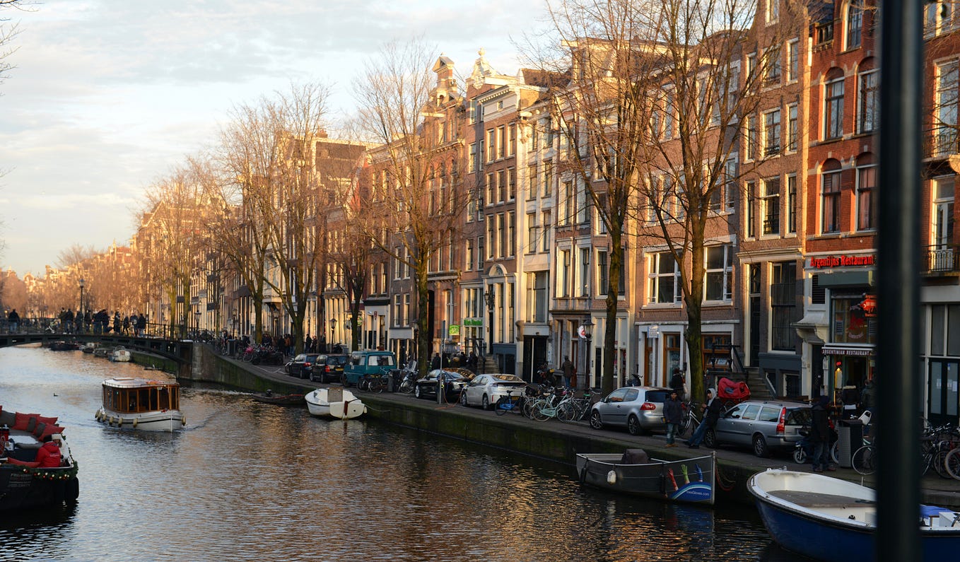 How To Make A Fancy Inverted Border Radius In Css By Jeroen Knol Itnext