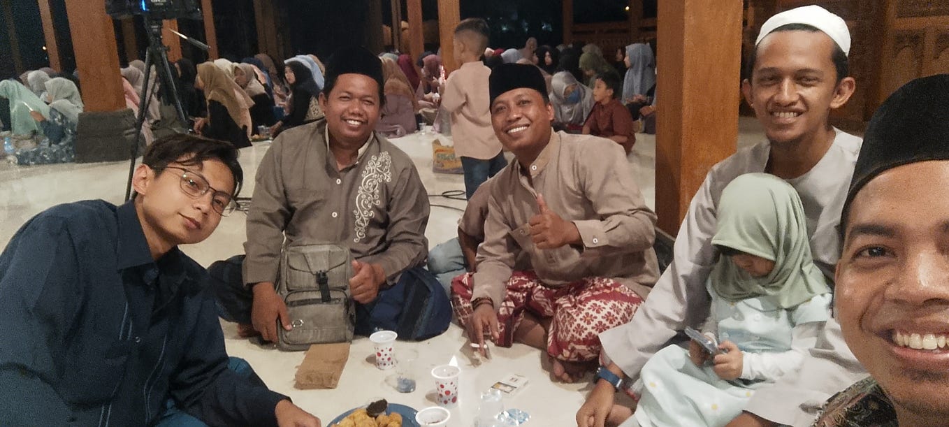 RESENSI BUKU “INILAH RESENSI!” Karya Muhidin M. Dahlan | by Avic Aisfillah | Medium