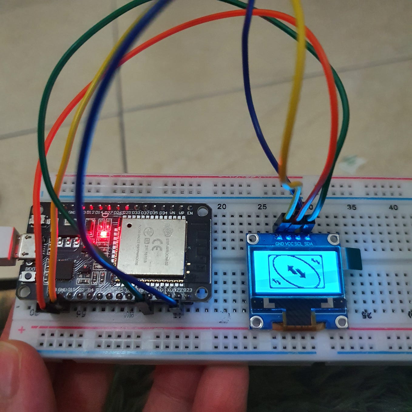 Perjalanan Saya dengan ESP32 : Project #1 — LED Blink | by David Nathanio | Medium