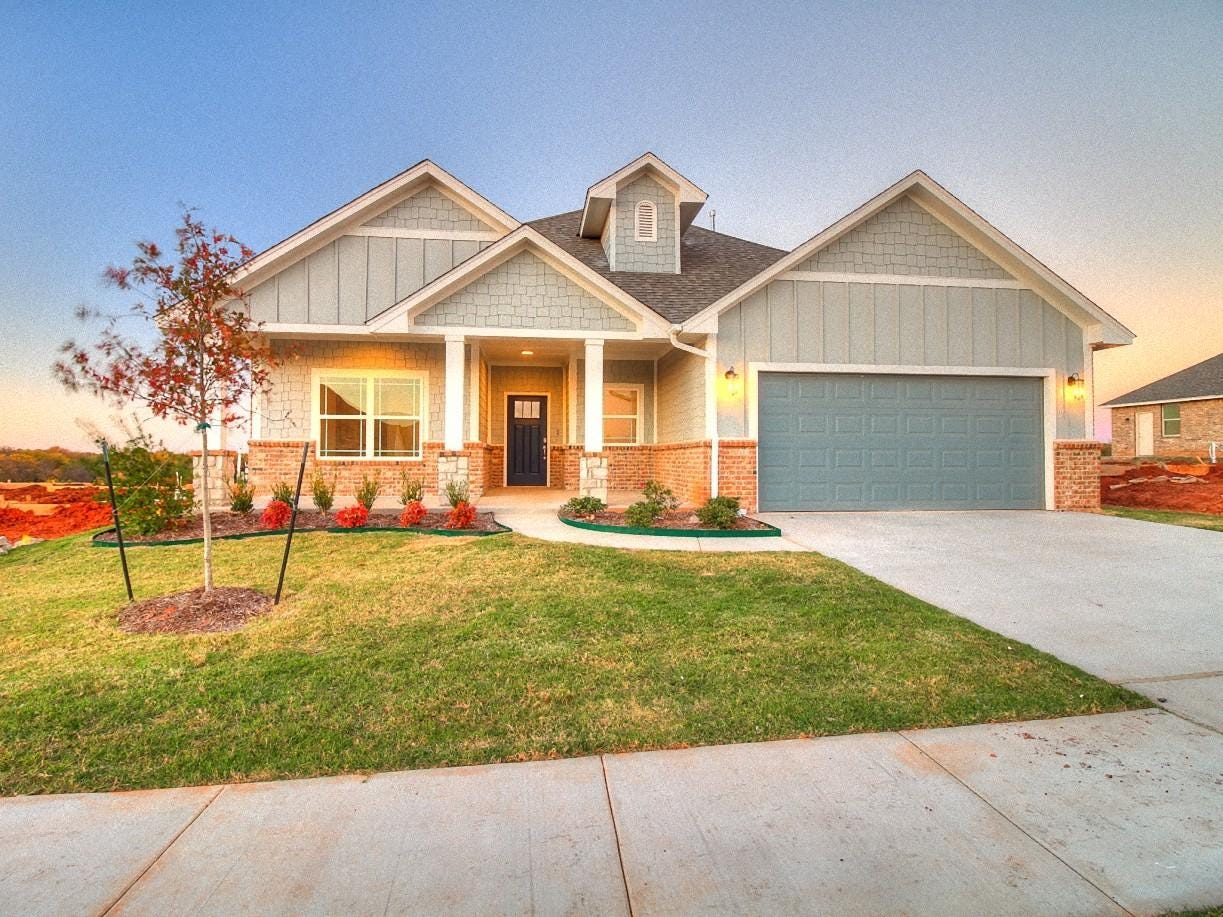 Reduce errors in construction process hiring home builders | by Tony ...