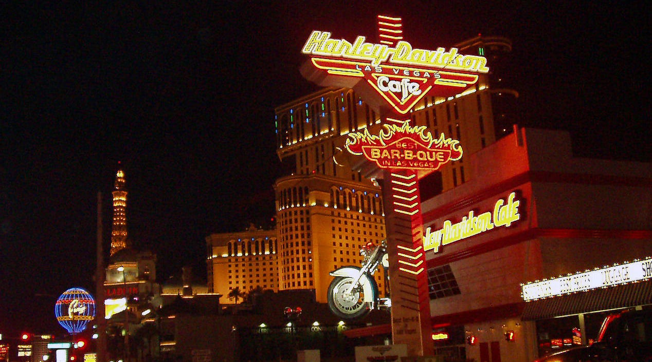 " Coney Island in The 1980s " ... Club Tramps | by Kenta Tsushima | Jul, 2025 | Medium