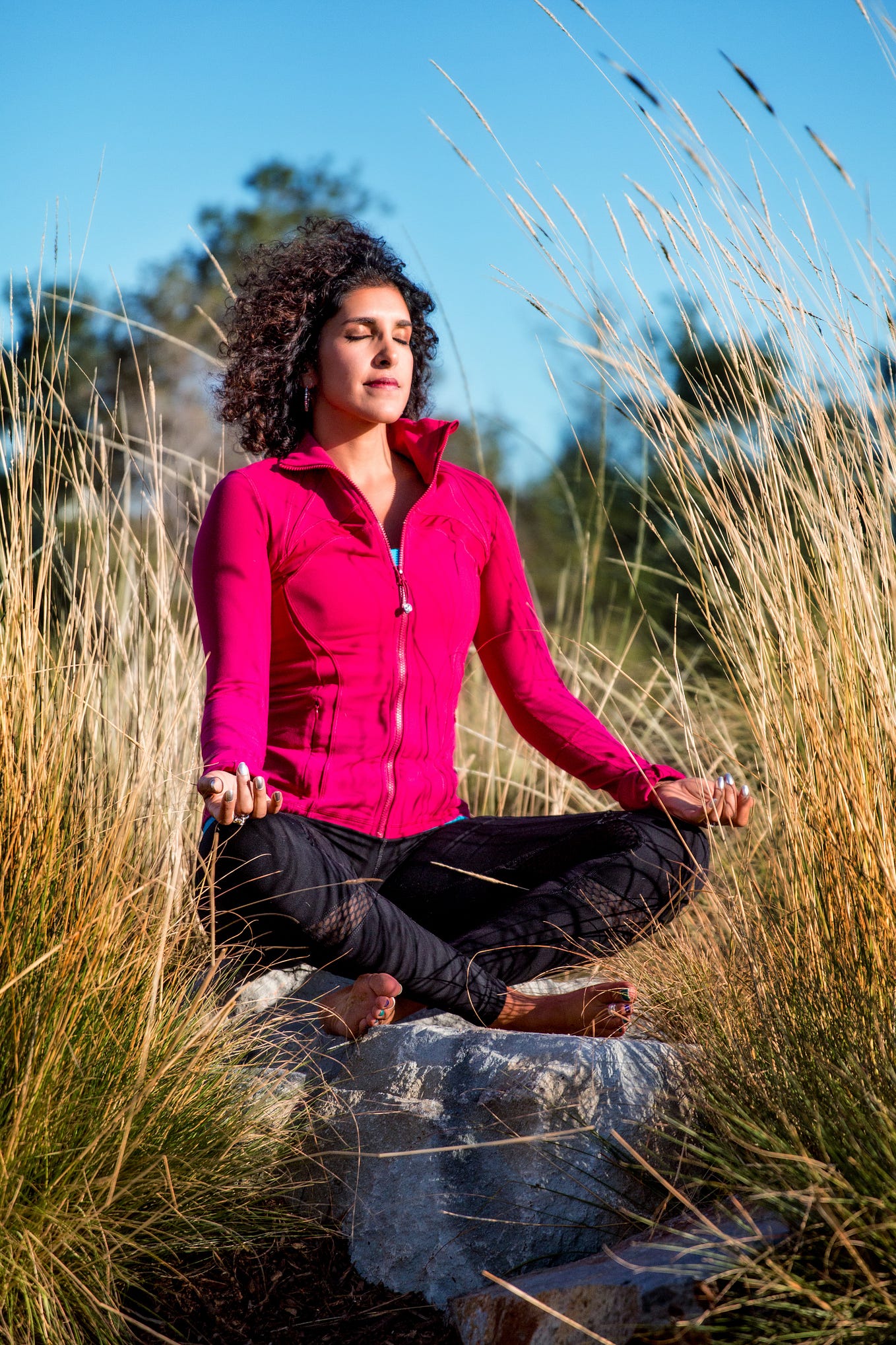 The 5 Minute Solution to Hunchback Posture | by Zeena Dhalla | Thrive ...