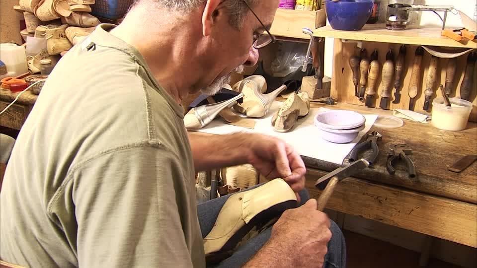 Need For Opting Shoe Repairing Professionals | by Peti David | Medium