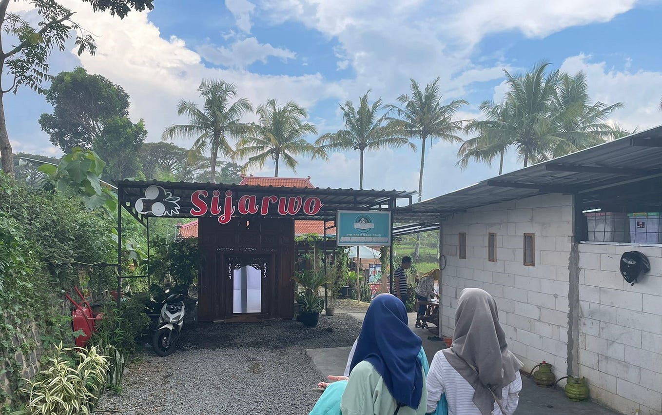 Intip Kuliner Unik Khas Karangayar, Gethuk Semar. | by le ssaeKRAfim ...