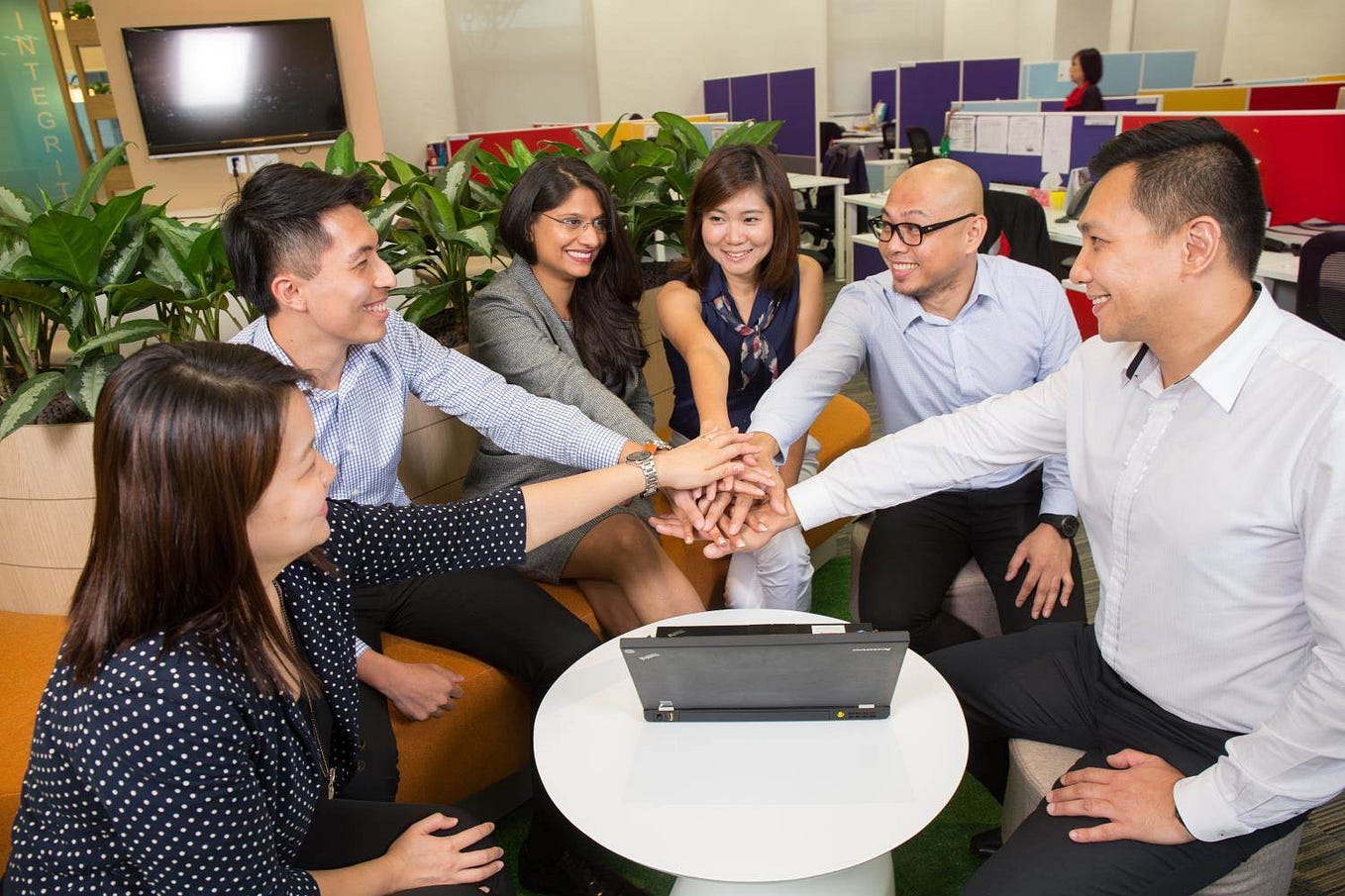 5 Ways In Which IHiS Is Providing Solutions In Healthcare Sector | by ...