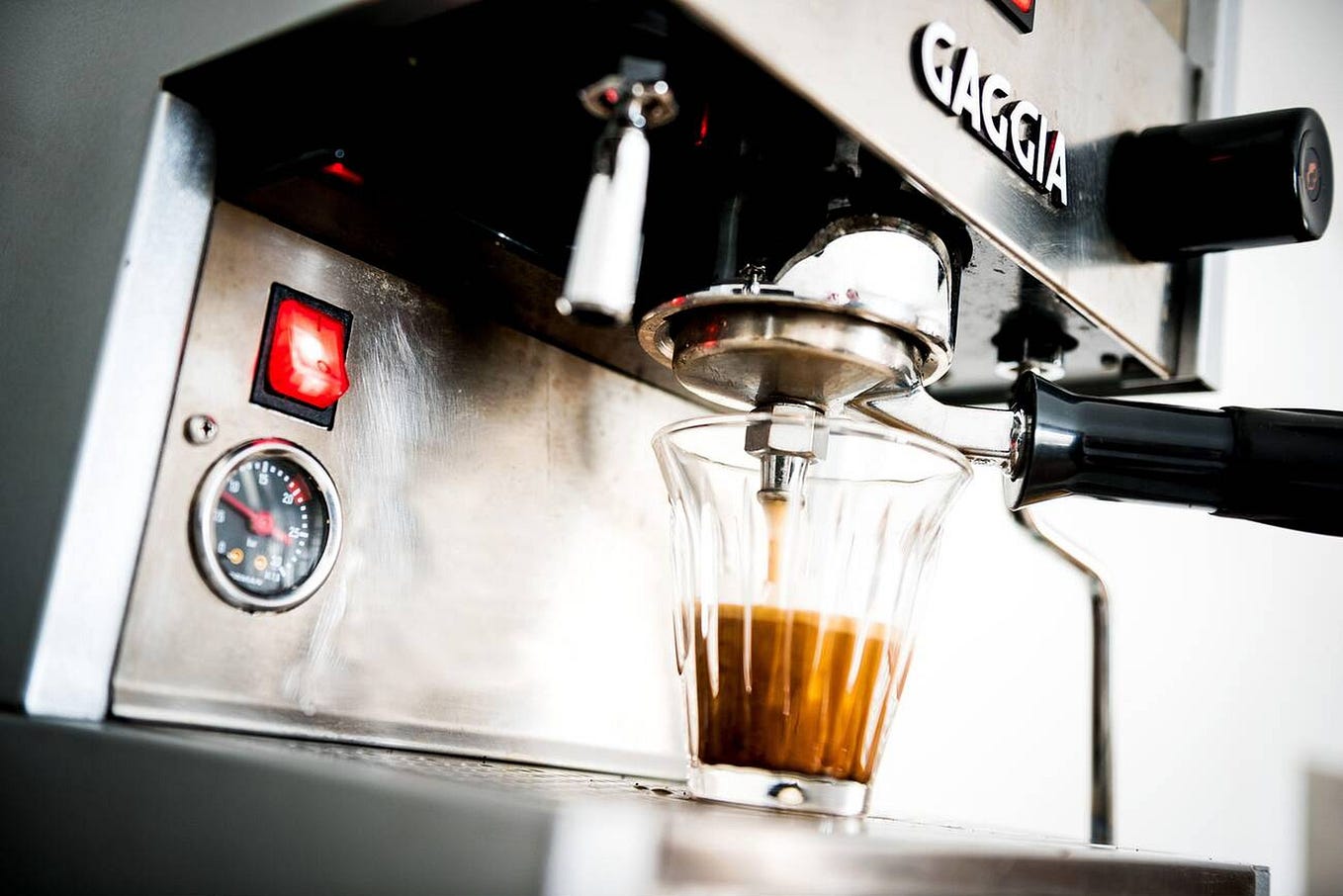 5 Best Espresso Beans That You Can’t Miss | by Cerini Coffee and Gifts ...