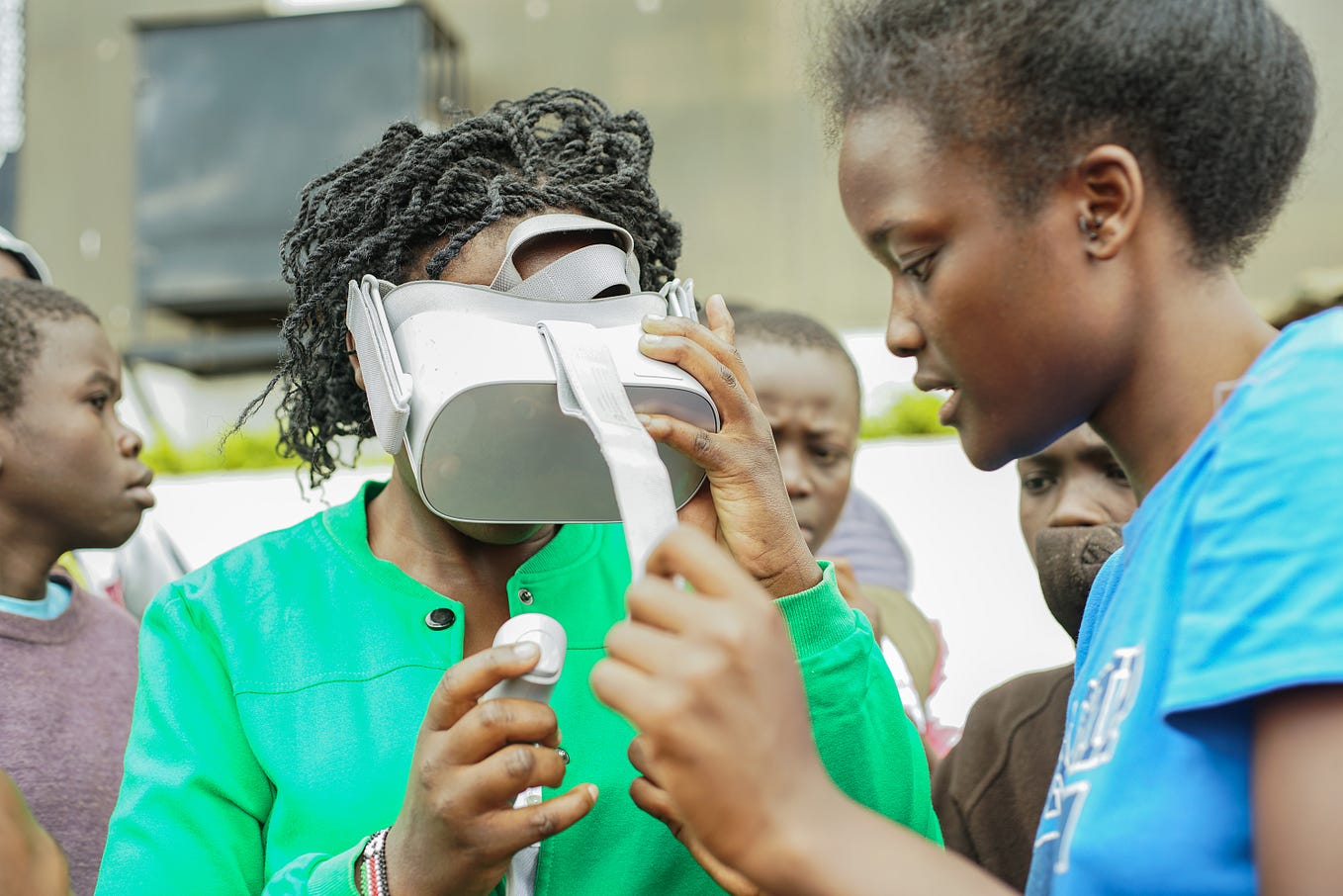 Data Visualization in Virtual Reality — A VR Demo Project | by Arwa ...