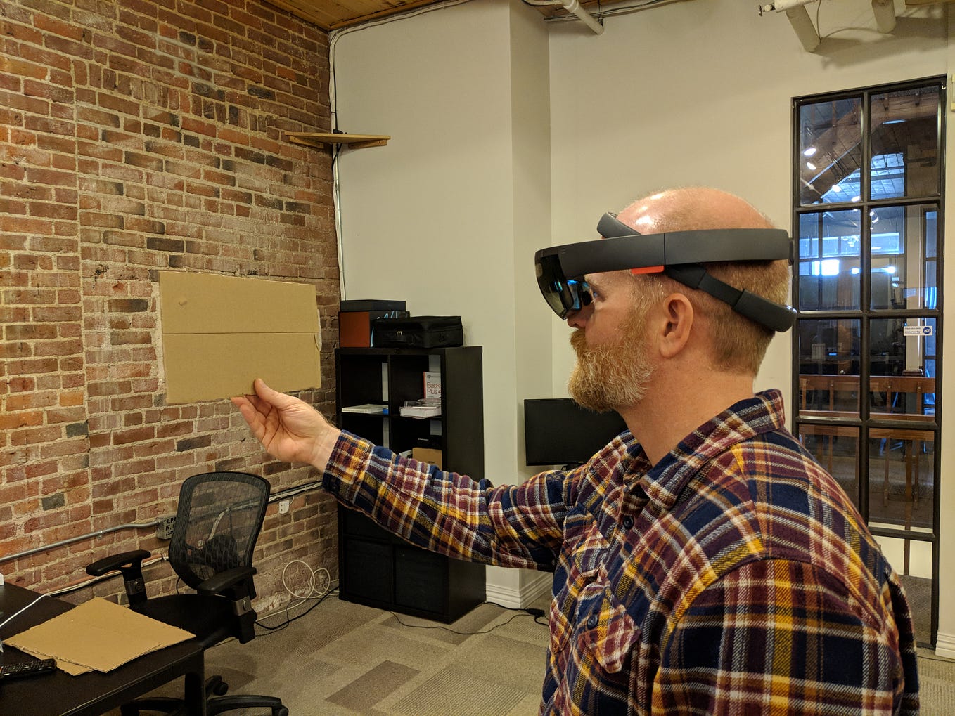 How Augmented Reality Headsets Work: Diving into Different Optical Designs | by Rob Delwo | Medium