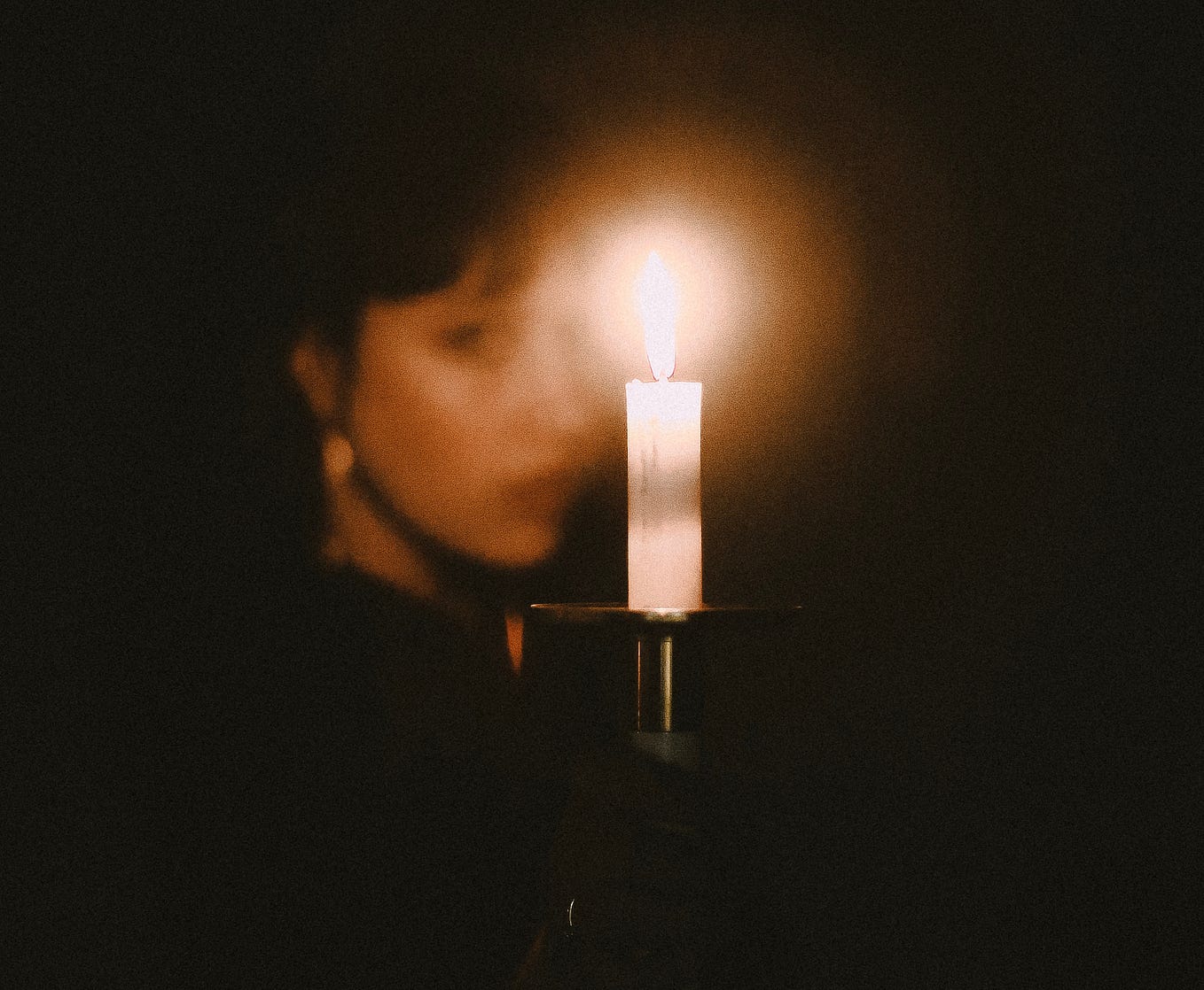 DARK MOON MAGIC. A Dark Moon Releasing Spell in 7 Simple… | by Willow ...