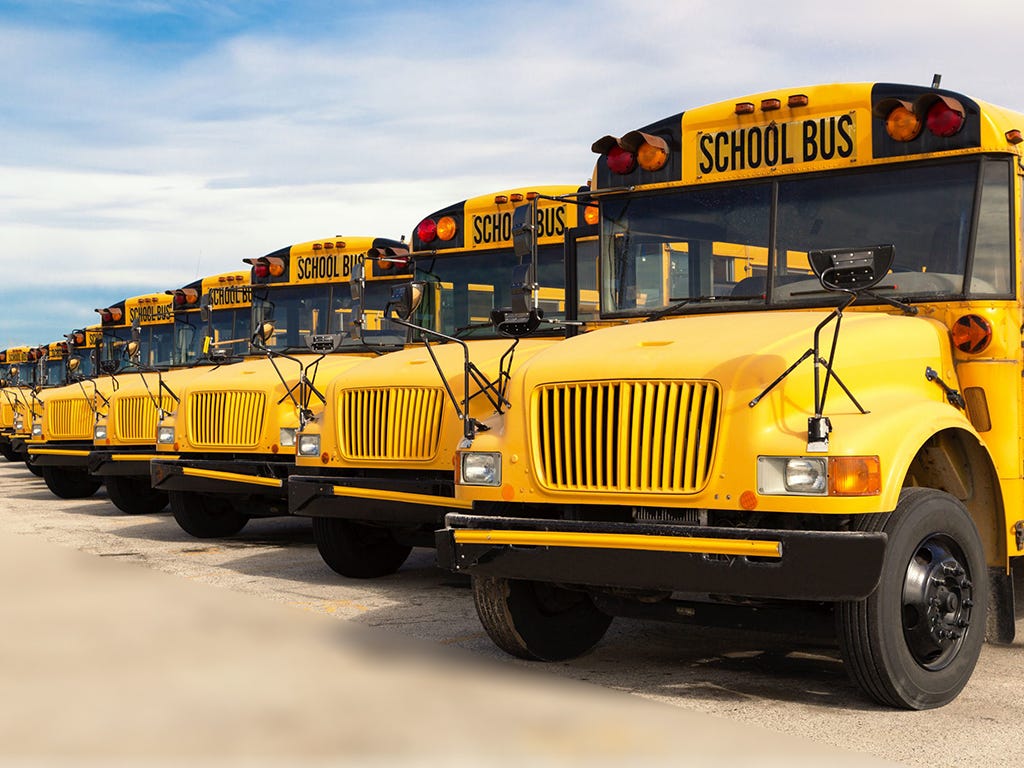 Benefits Of Having A Commercial Truck Training License - JAZ Truck ...