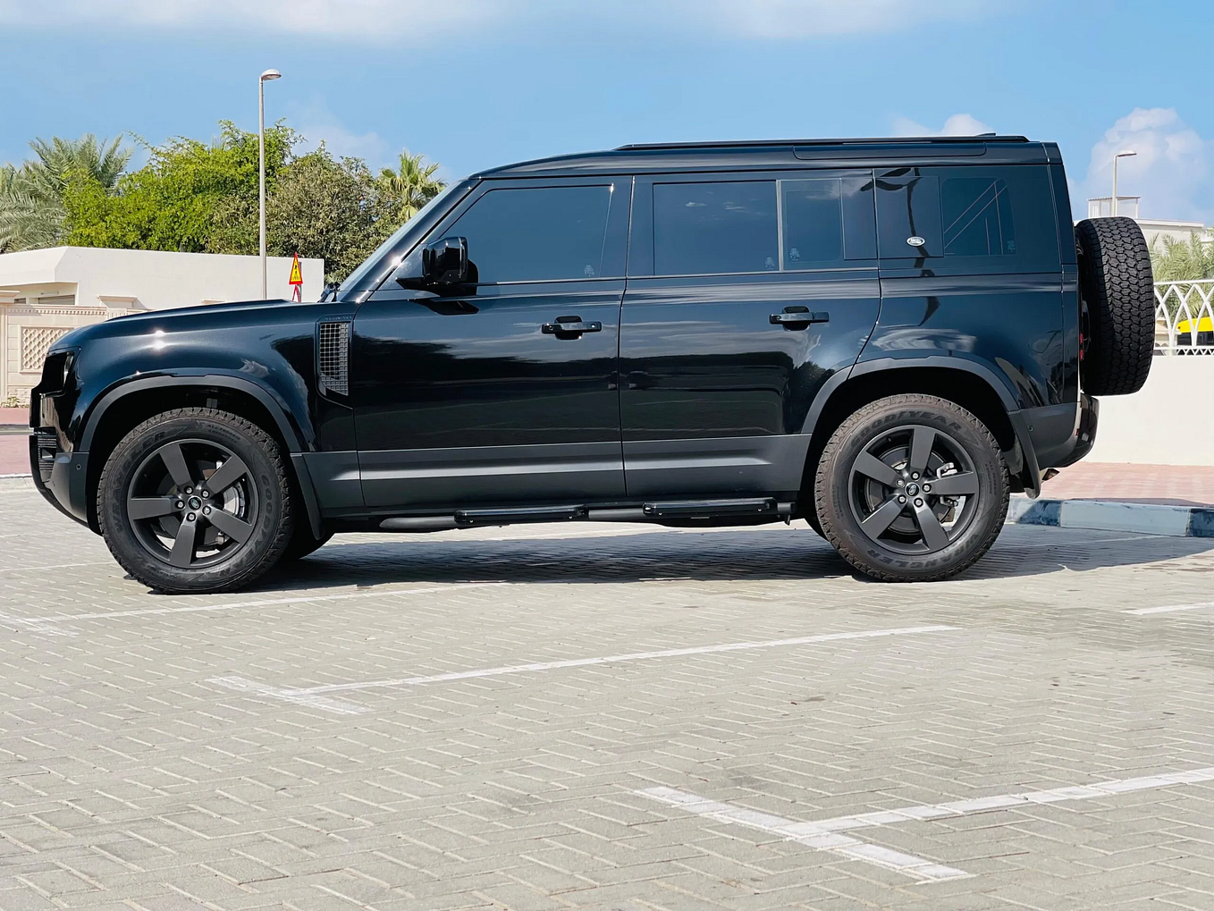 Experiencing Elegance: Elevate Your Journey with Luxury Chauffeur ...