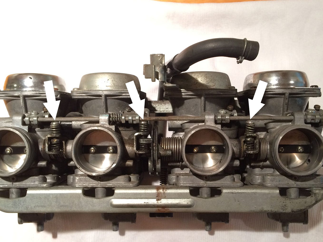 Honda CB750 Nighthawk - Carburetor Installation | Medium
