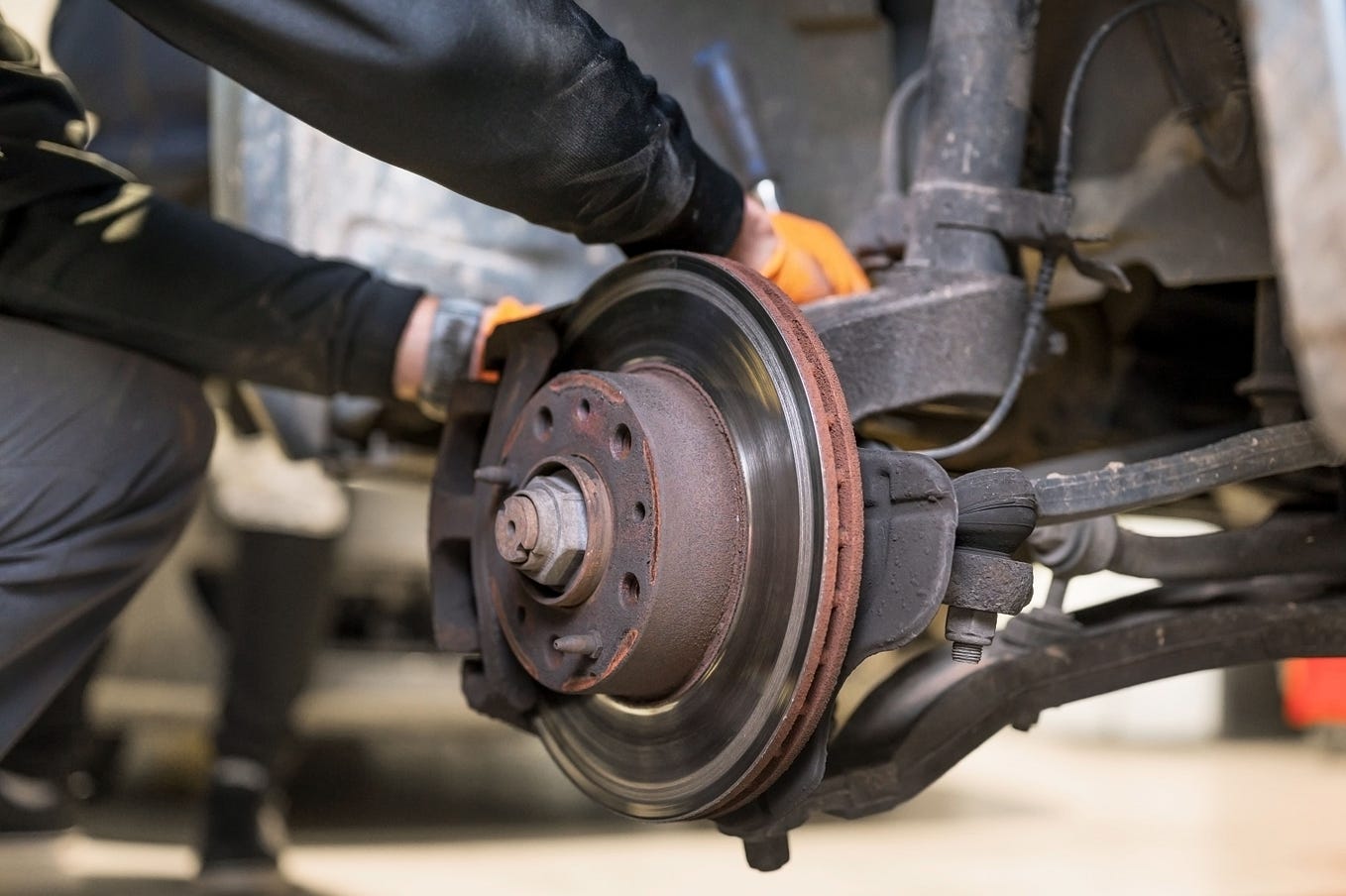 The 5 Most Common Symptoms of a Loose Alternator Belt | by Car Services ...